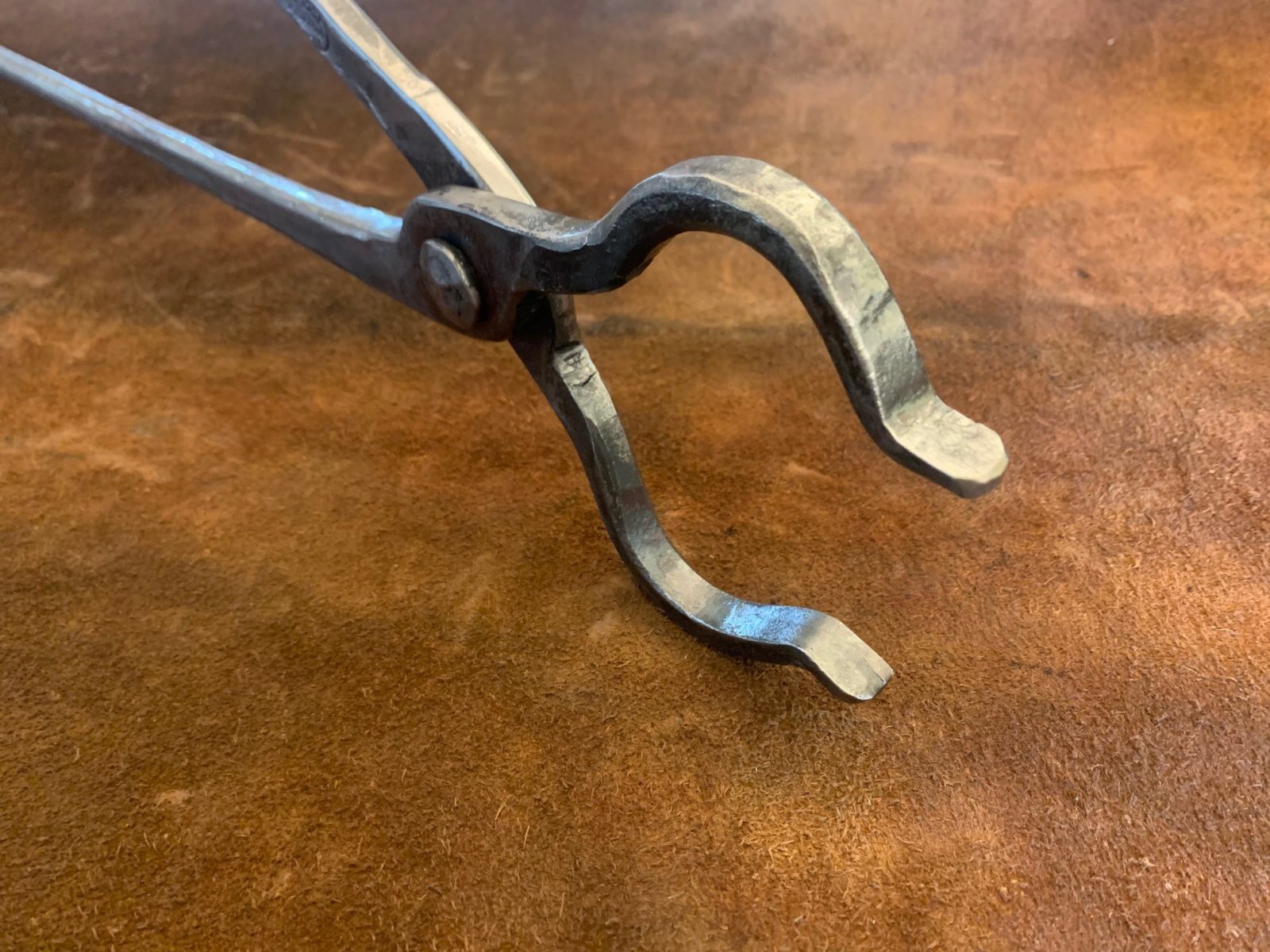 Victory Tools Small Pick Up Tongs - Forged Ironmongery