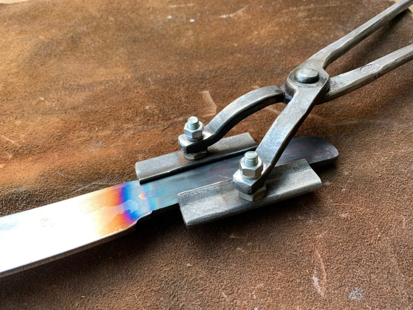 Victory Tools Universal Bladesmith Tongs - Forged Ironmongery